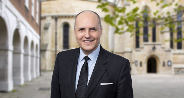 Lee Bennett | Six Pump Court